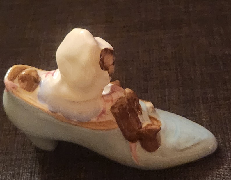 Beatrix Potter's the Old Woman Who Lived in a Shoe Figure - Etsy