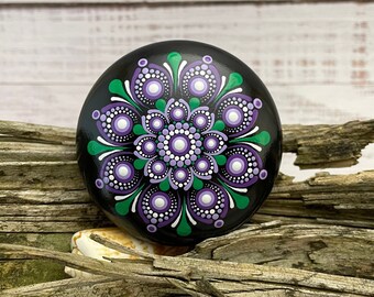 Dot Art Mandala Stone Hand Painted Rock Paperweight Mandala - Etsy
