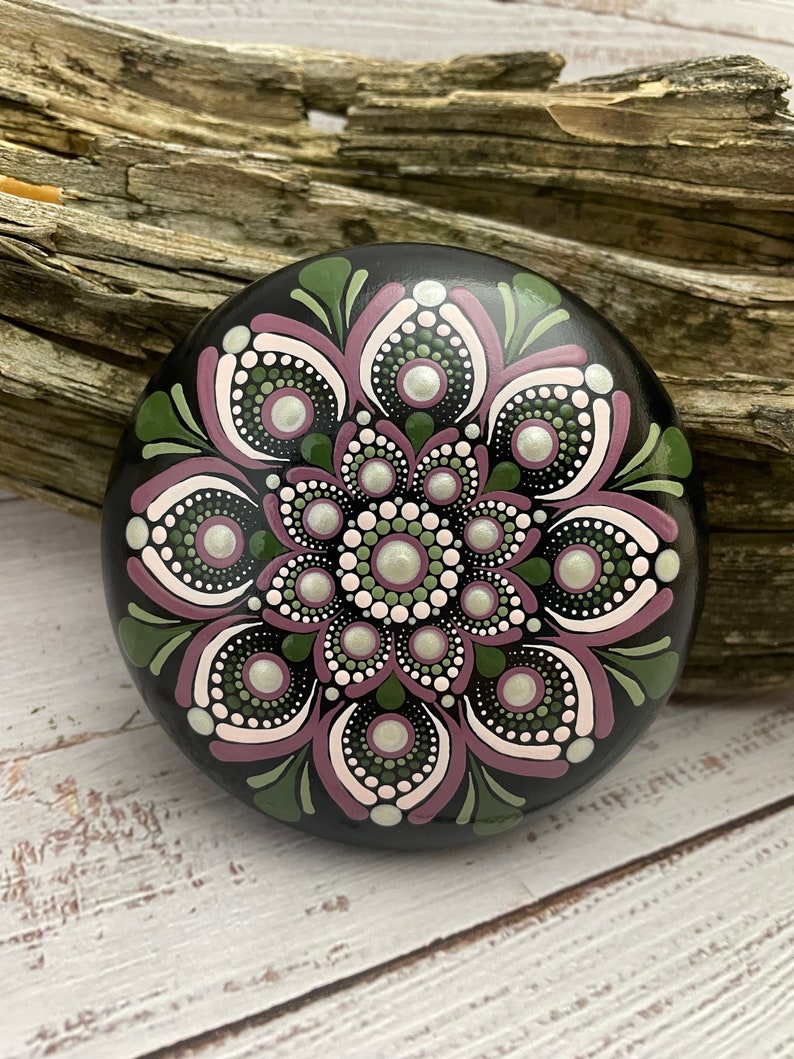 Dot Art Mandala Stone Paperweight Hand Painted Rock Meditation Medium ...
