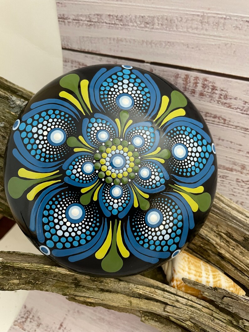 Dot Art Mandala Stone Hand Painted Rock Paperweight Mandala - Etsy