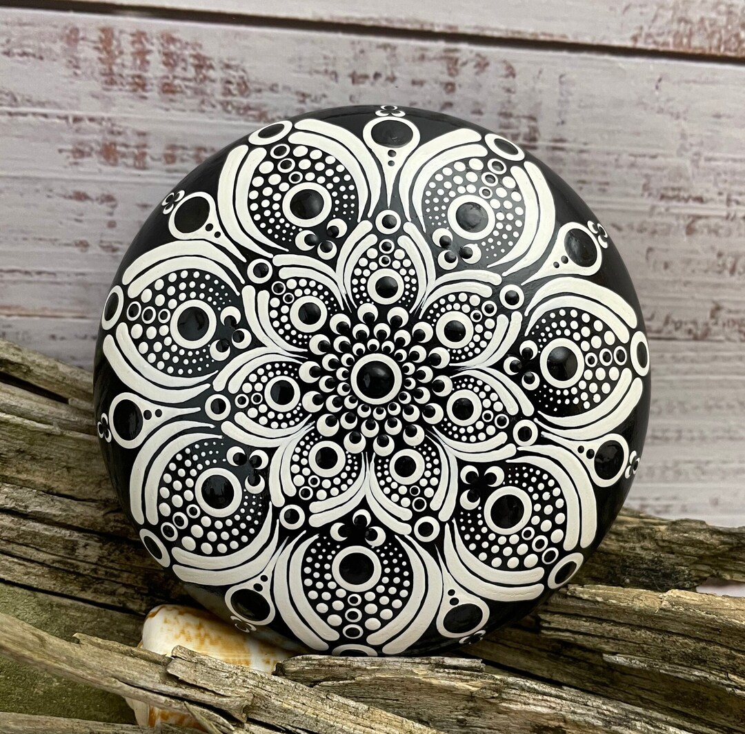 Dot Art Mandala Stone Paperweight Hand Painted Rock Meditation Medium ...