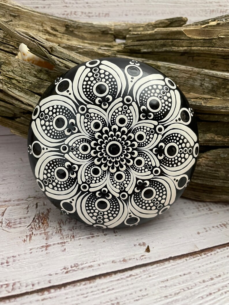 Dot Art Mandala Stone Paperweight Hand Painted Rock Meditation Medium ...