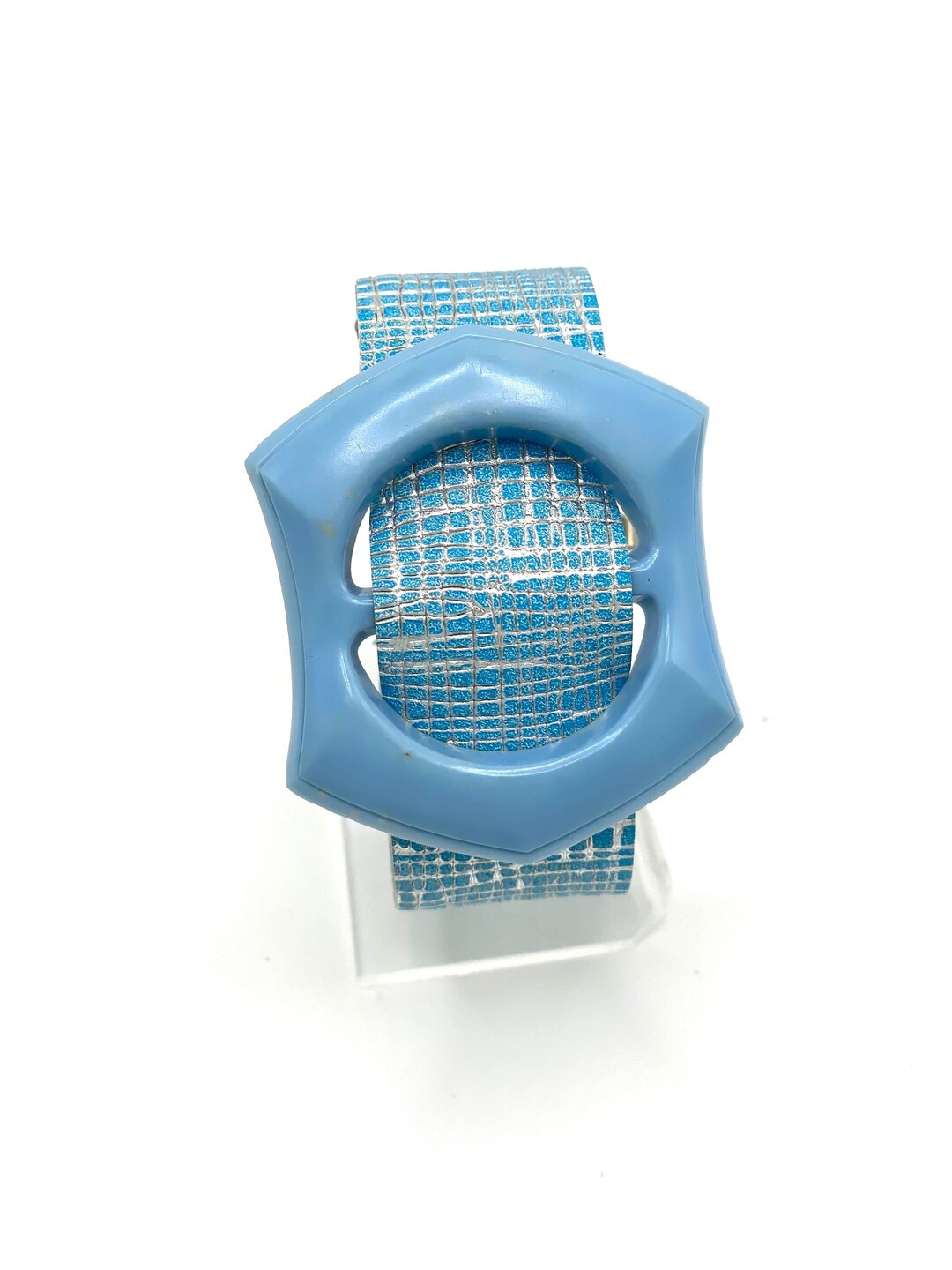 Light Blue Embossed Leather With Silver Scratch Grid Pattern - Cuff ...