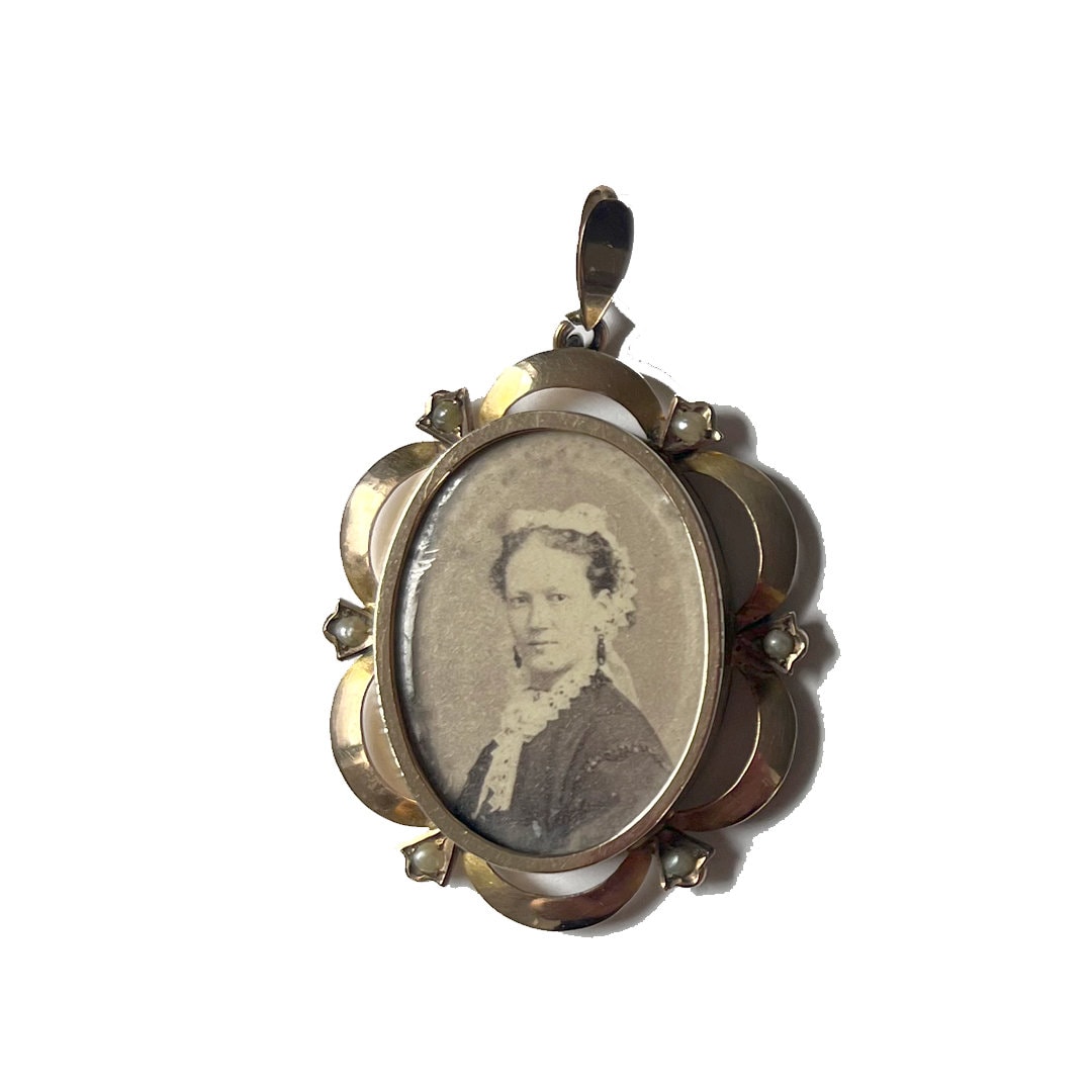 Antique 9ct and Seed Pearl Portrait Locket With Original Photo - Etsy