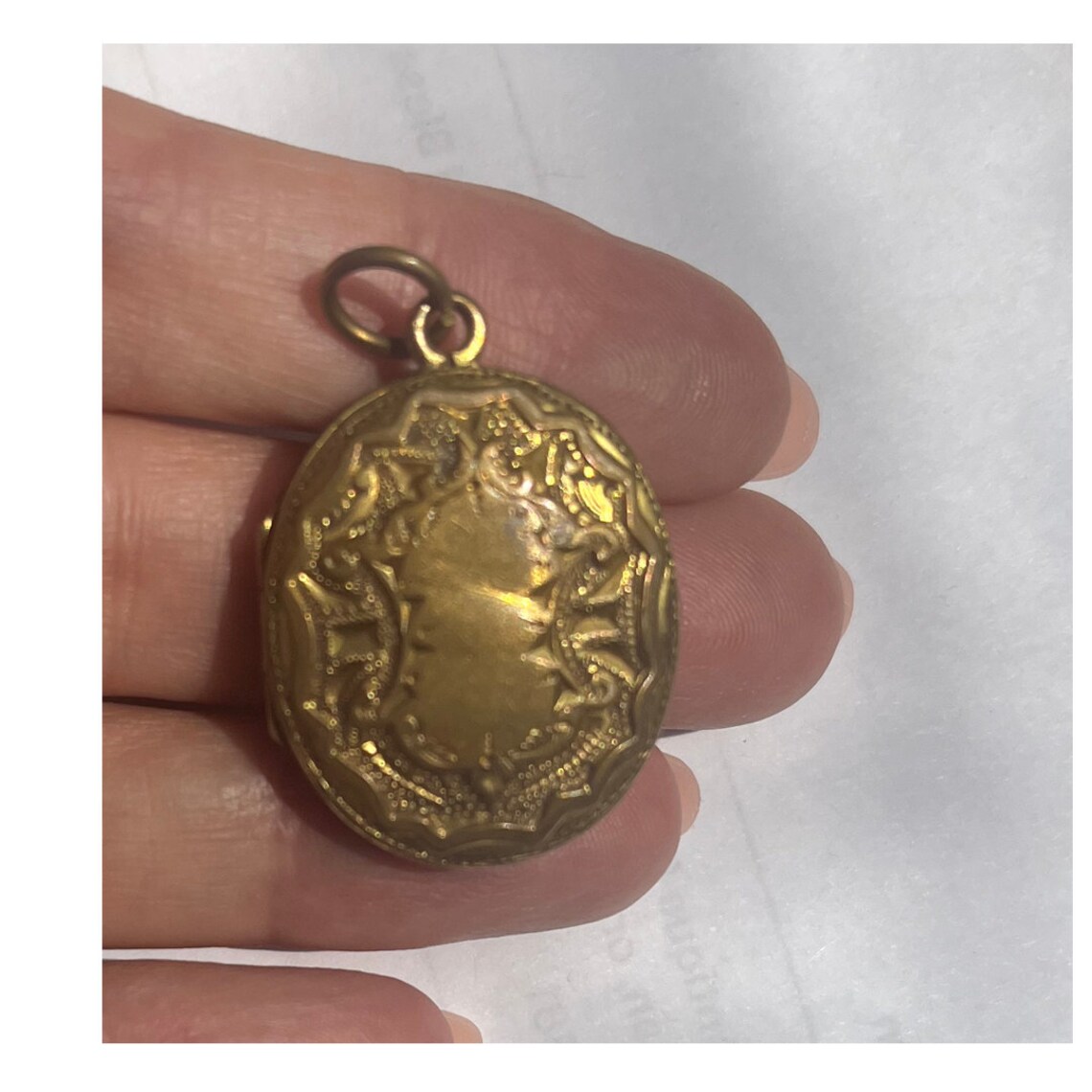 Large Antique Gilt Oval Locket - Etsy