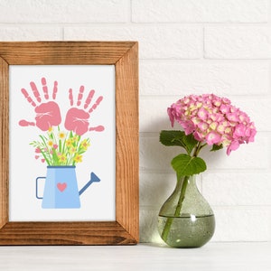 Handprint Craft for Kids | Flower Print | DIY Hand Print Template ...
