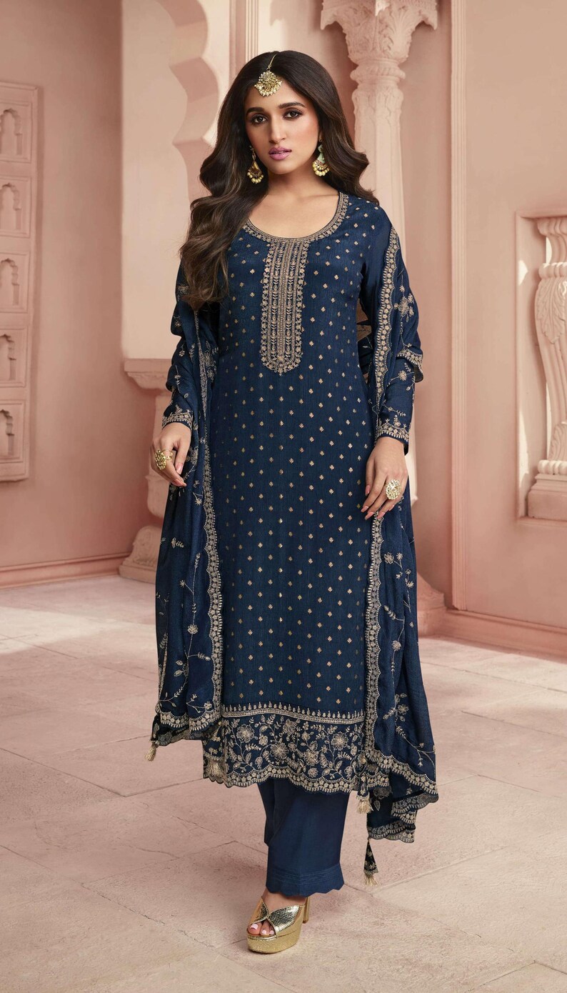 Dola Jacquard Silk Pakistani Style Salwar Kameez for Women Heavy Party ...