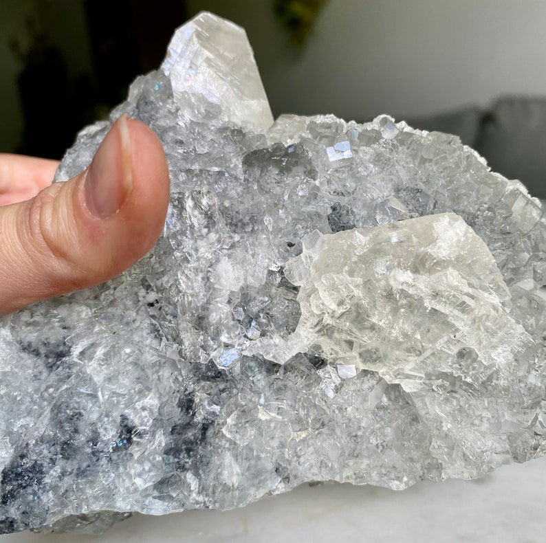 Self-standing Diamond Apophyllite Cluster With Calcite - Etsy