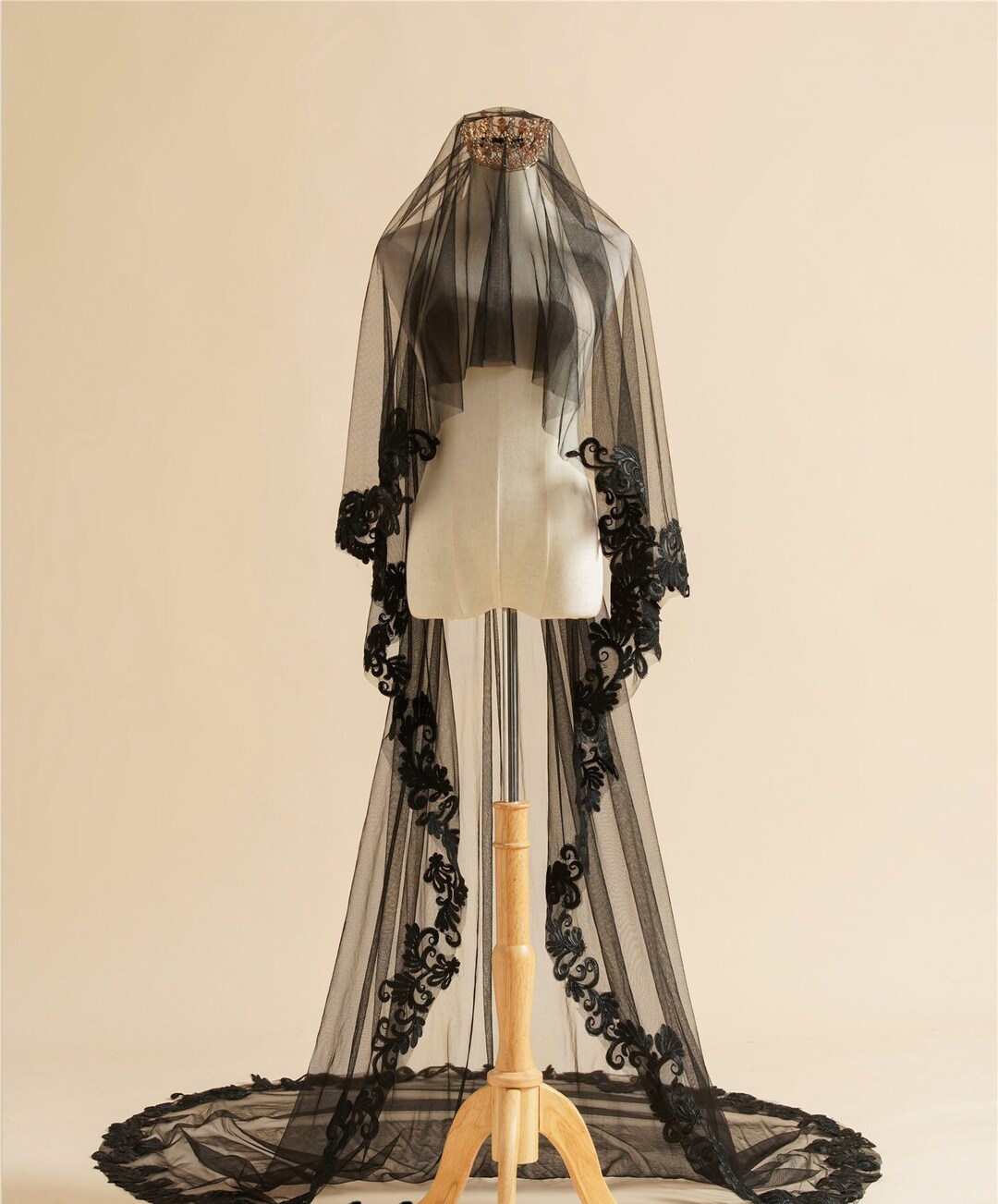 Black Lace Wedding Veil, Cathedral Bridal Veil, Boho Wedding, Gothic ...