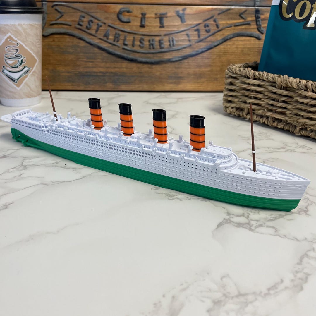 12” RMS Mauretania Model, Titanic Toy, Titanic Cake Topper, Titanic ...