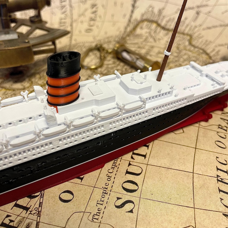 12” Queen Mary Model, Titanic Toy, Titanic Model, Titanic Toys for Kids ...