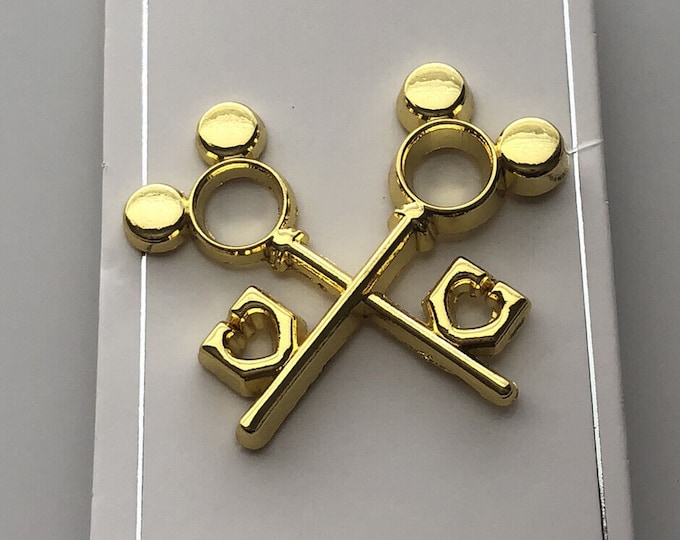 DISNEY TRADING PINS Eiffel Towers Mickey, Minnie, Tinkerbell, Cheshire ...