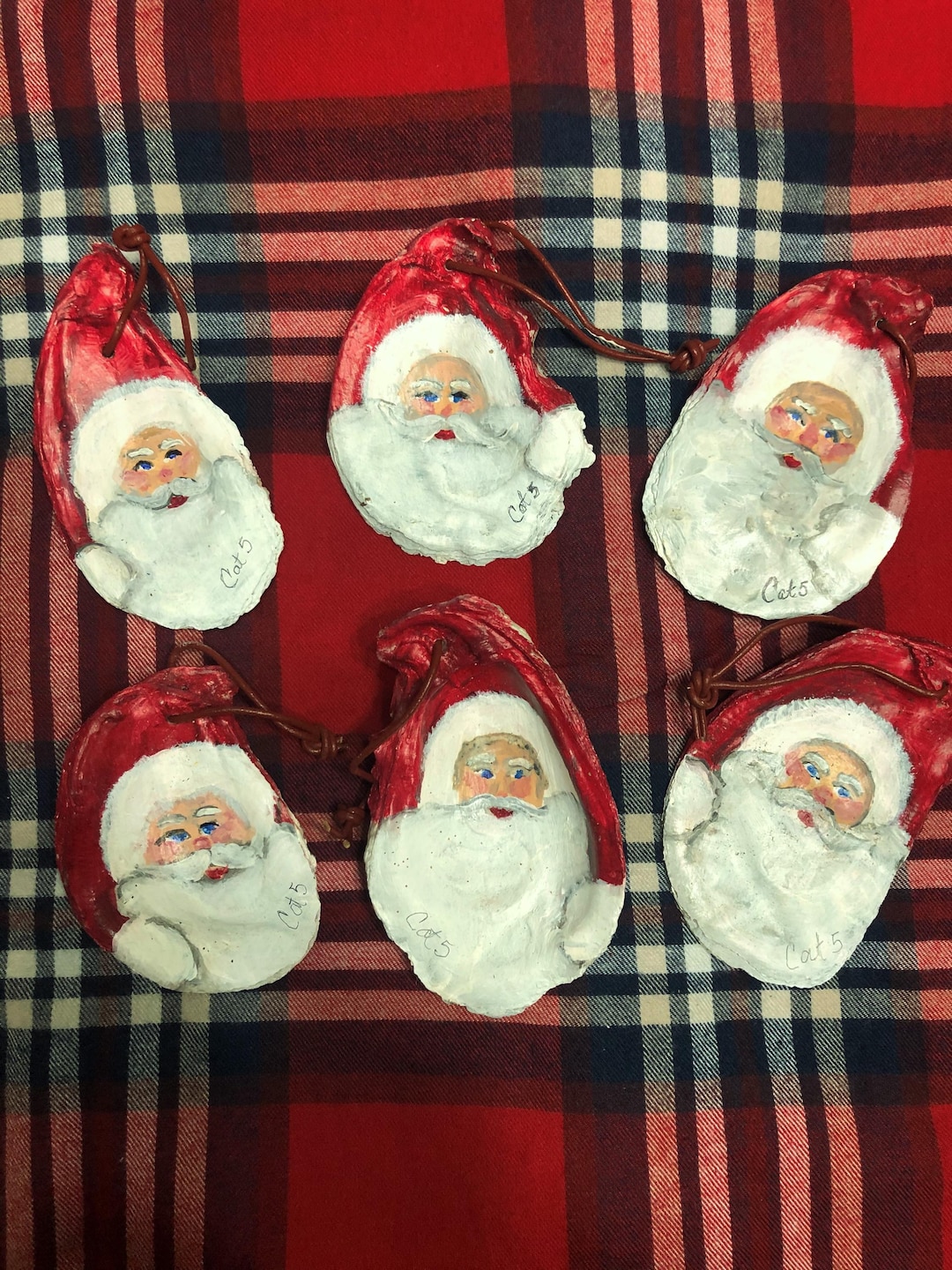 Oyster Shell Traditional Santa Claus Hand Painted Detailed Portraits of ...