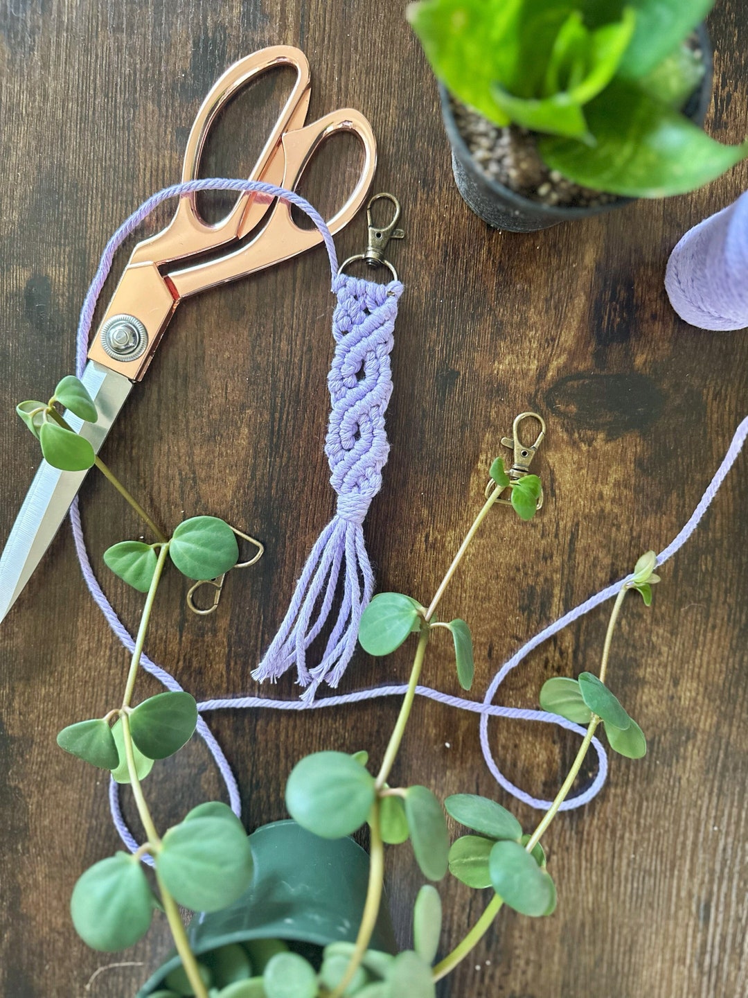 Light Purple Swirl Design Macrame Keychain, Handmade Macrame Keychain ...