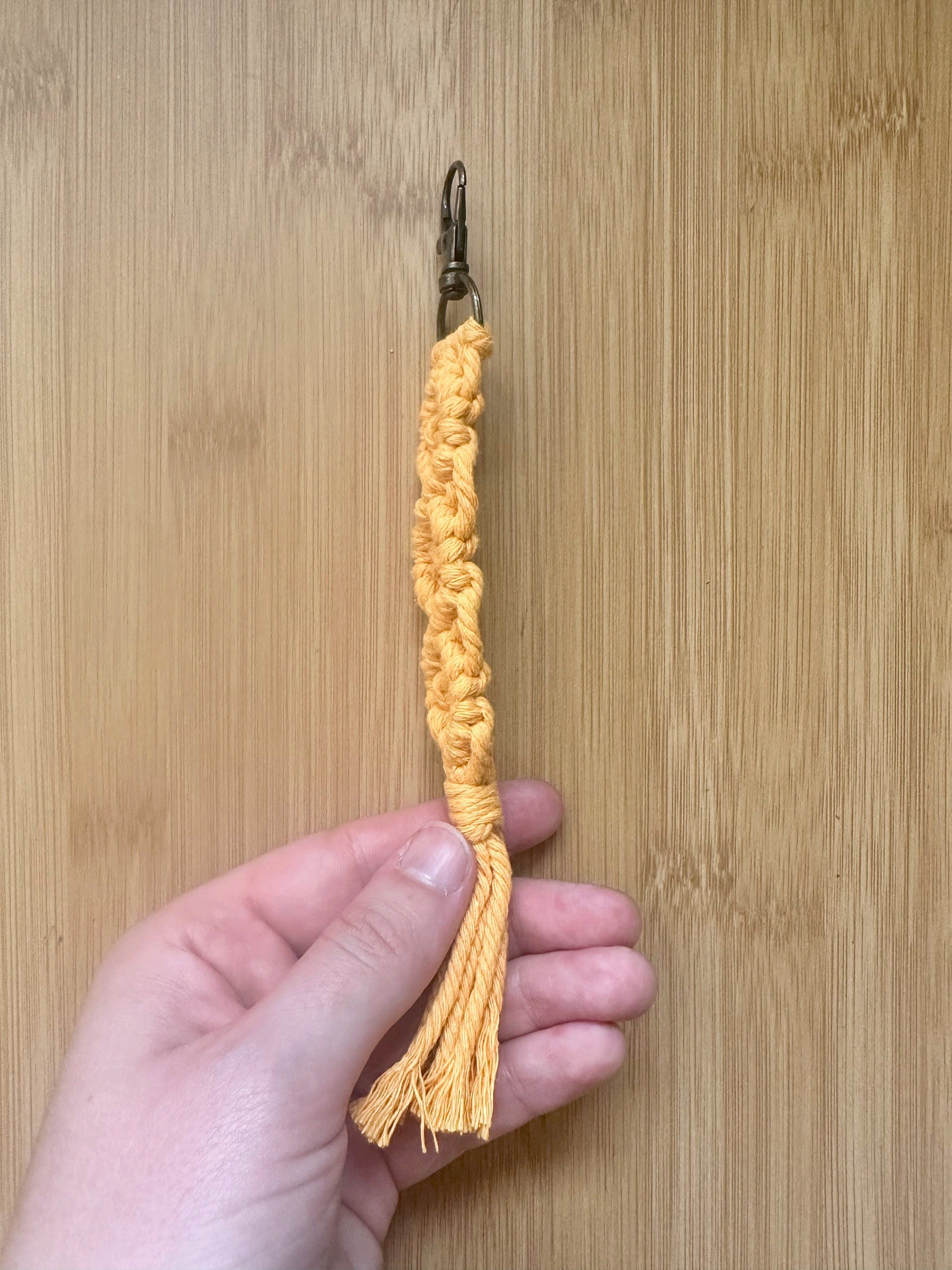 Gold Diamond Pattern Macrame Keychain, Handmade Macrame Keychain Gold, Boho Style Macrame ...