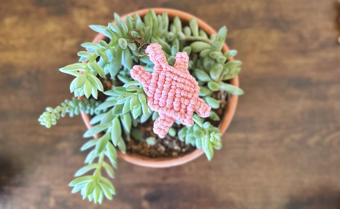 Light Pink Macrame Turtle Keychain, Sea Turtle Keychain, Macrame ...