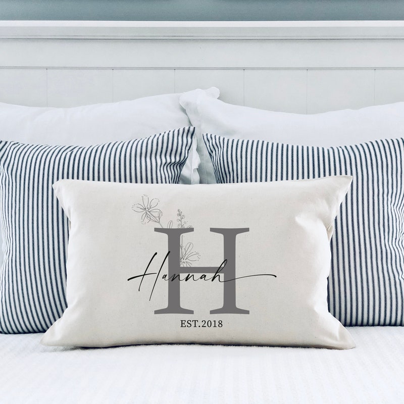 Custom Name Pillows - Etsy