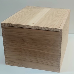 Extra Large Square Cedar Box W/sliding Lid. Repel Bugs From Clothing ...
