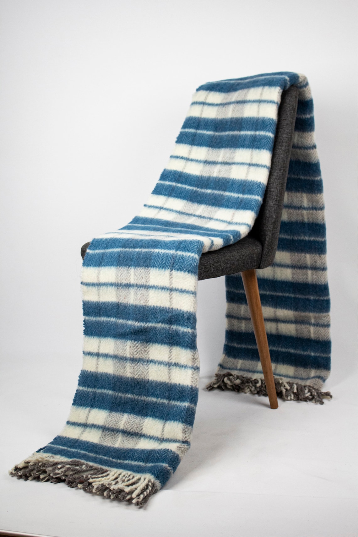 Gray - Brown Tartan Plaid Wool Blanket: Vintage Style Throw - Etsy