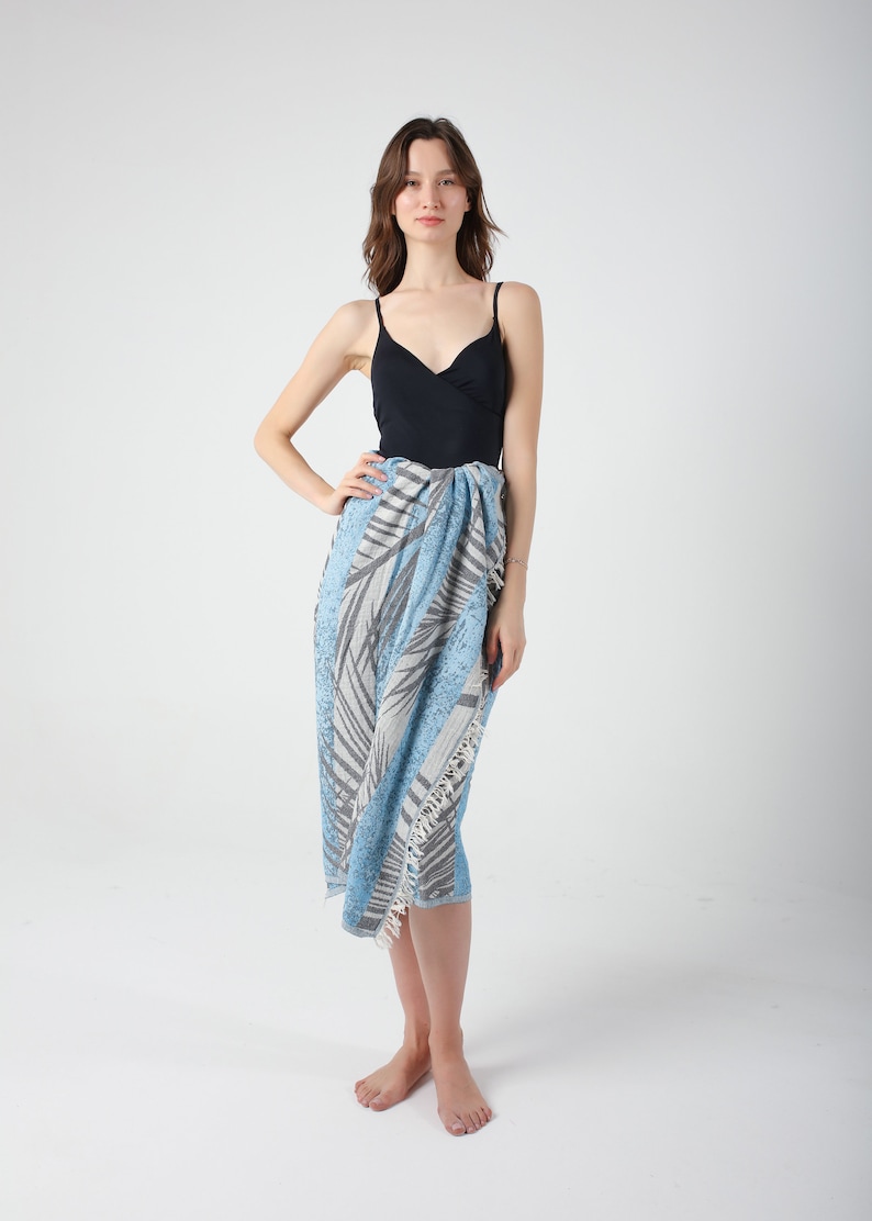 Blue Palm Jacquard Turkish Cotton Beach Cover up Towel, Beach Blanket ...