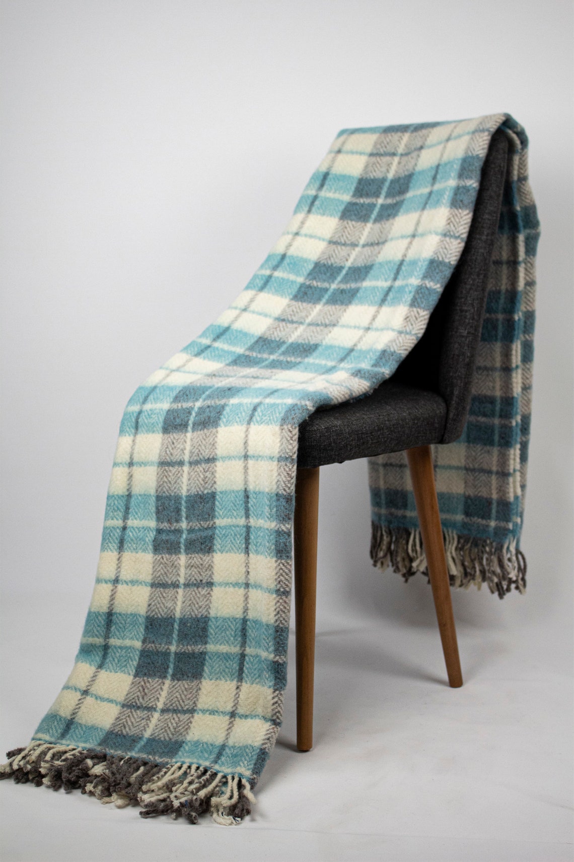 Gray - Brown Tartan Plaid Wool Blanket: Vintage Style Throw - Etsy