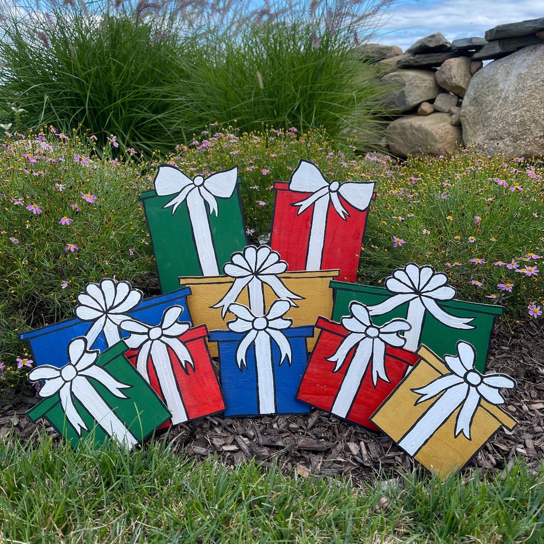 Outdoor Christmas Present Cutouts Decorations Pack/ 10 Cutouts - Etsy