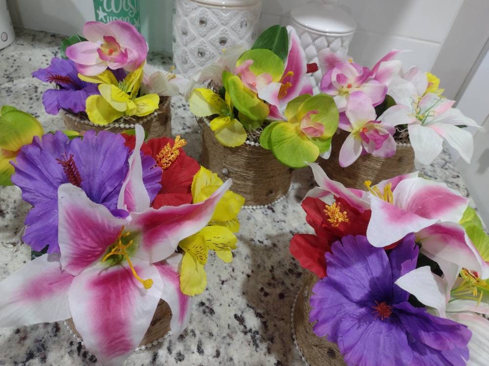 Hawaiian Tropical Beach Theme Centerpiece Decoration Beautiful Party ...