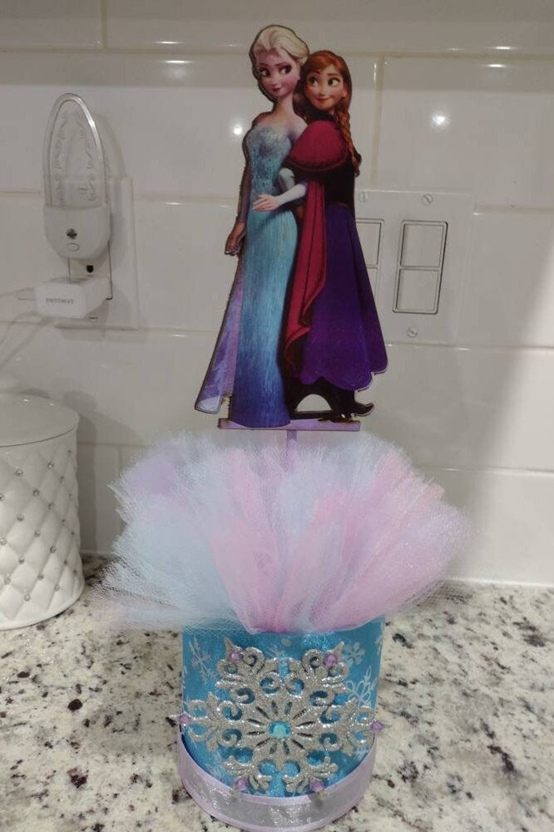 Frozen Birthday Party Centerpieces Decoration. Elsa, Anna, Olaf ...