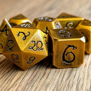 Gold Dragon Wyrmling DND Dice Set - Etsy