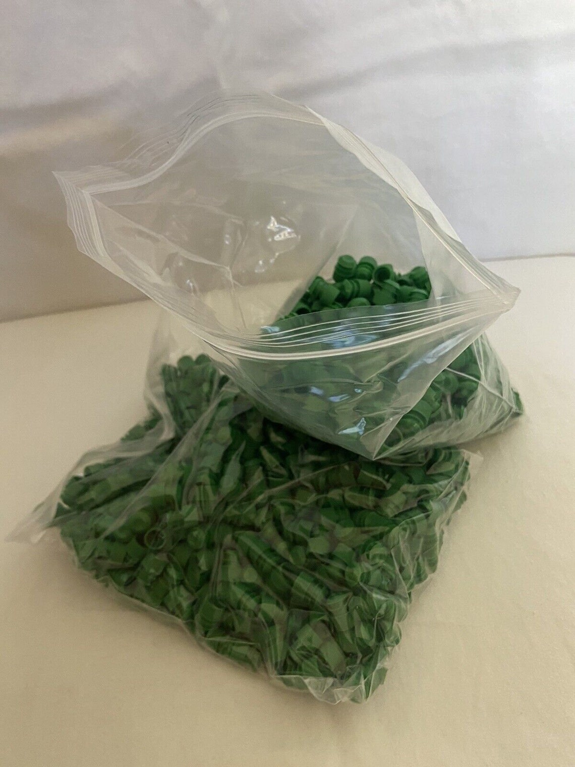 Push Cap Stoppers - Green Flange for 12mm Tubes - Case of 5000 **FREE ...