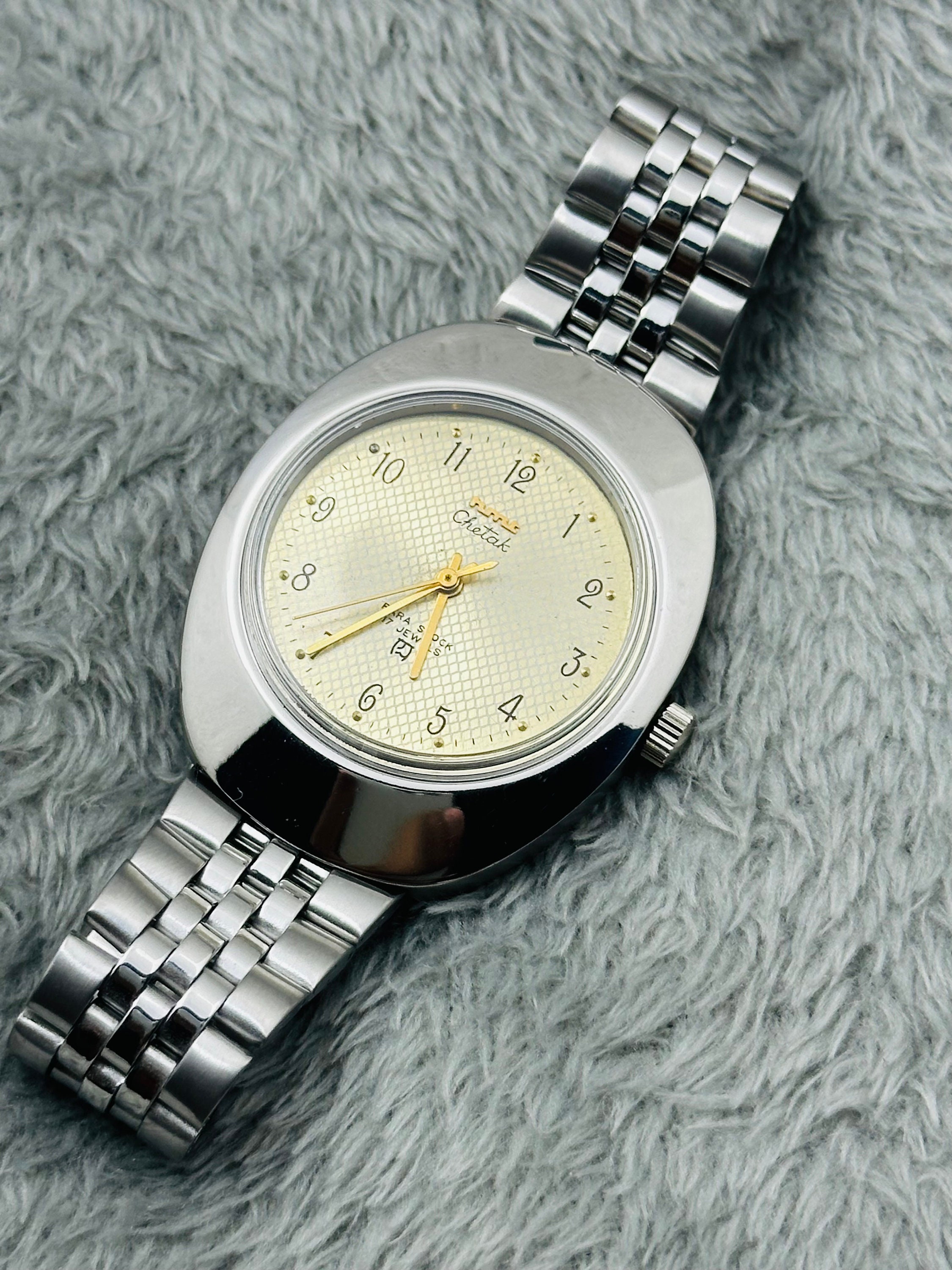 Vintage HMT Chetak Dial Gold Hand Winding Men's Watch Movement 17 ...