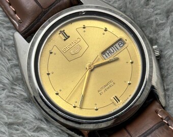 Vintage Seiko 5 Automatic Black Dial With Silver Case Day/date Caliber No 7009 Wrist Watch Japan ...