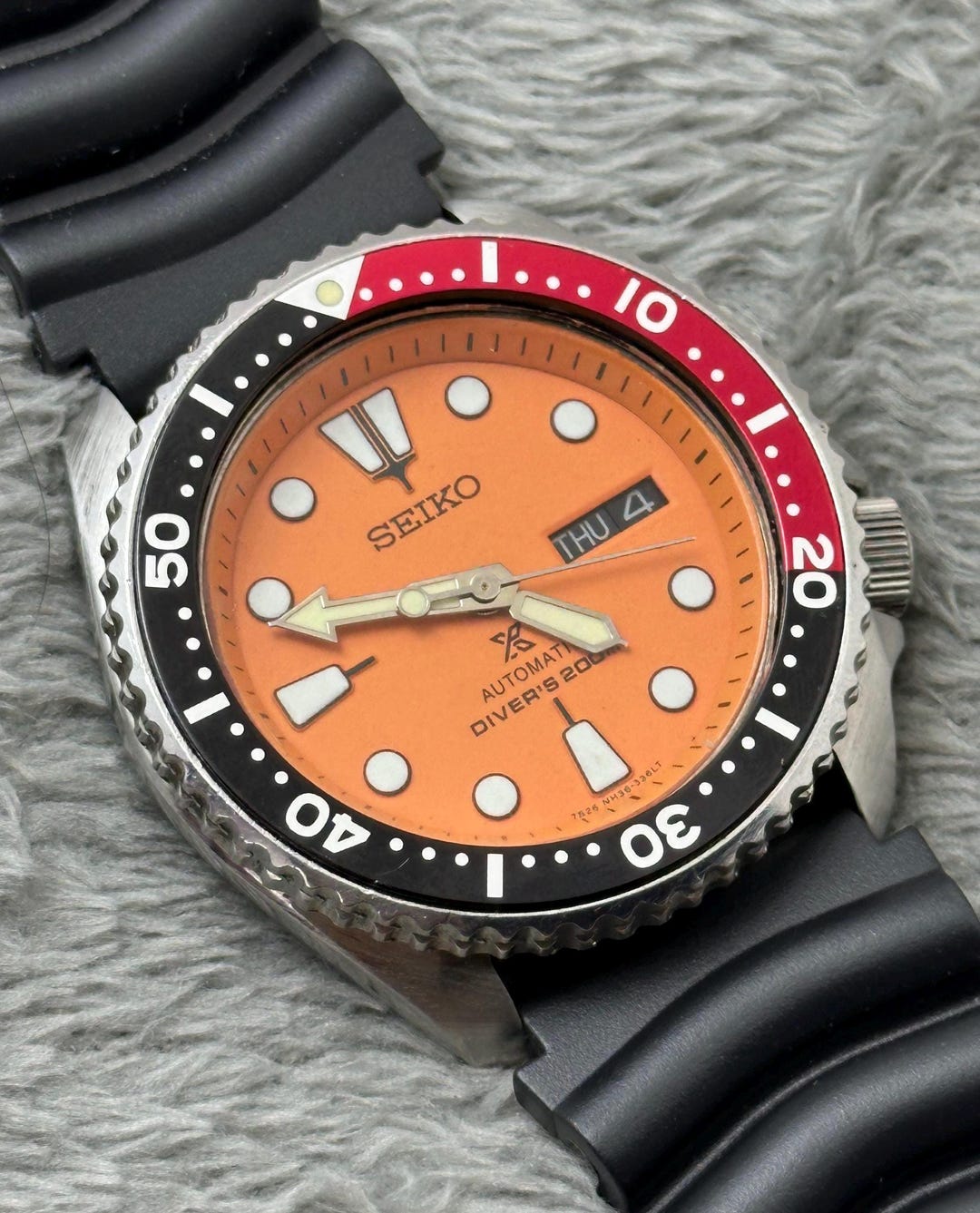 Vintage Seiko Divers Automatic Orange Dial With Silver Case Day/date ...