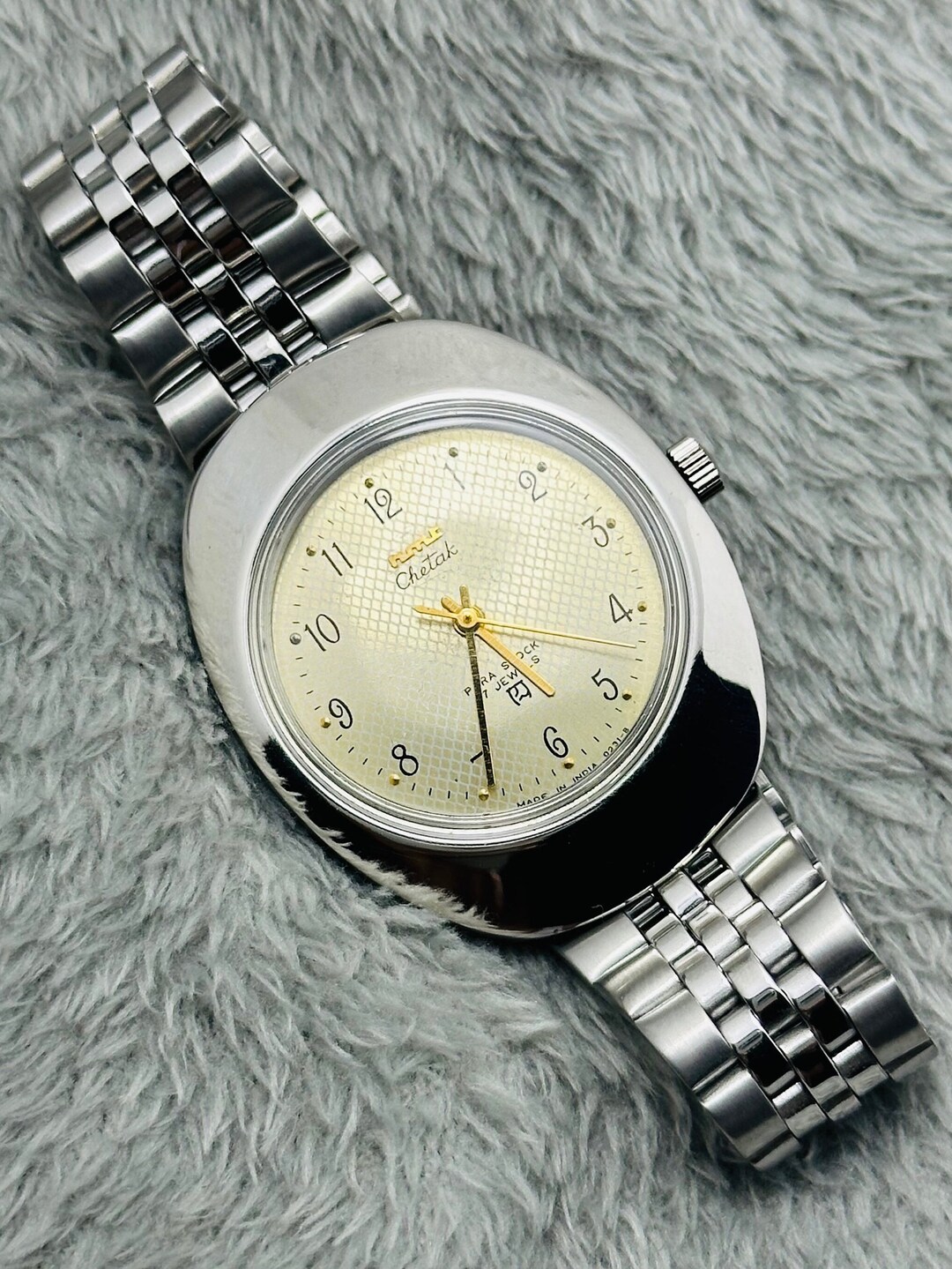 Vintage HMT Chetak Dial Gold Hand Winding Men's Watch Movement 17 ...