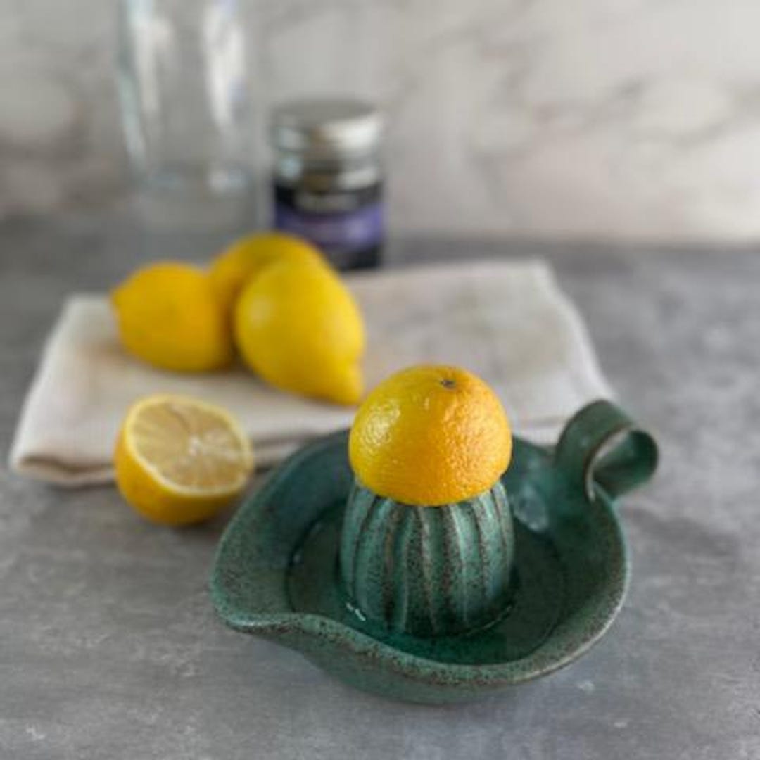 Handmade Ceramic Citrus Juicer: Stoneware Lemon/orange Squeezer - Etsy