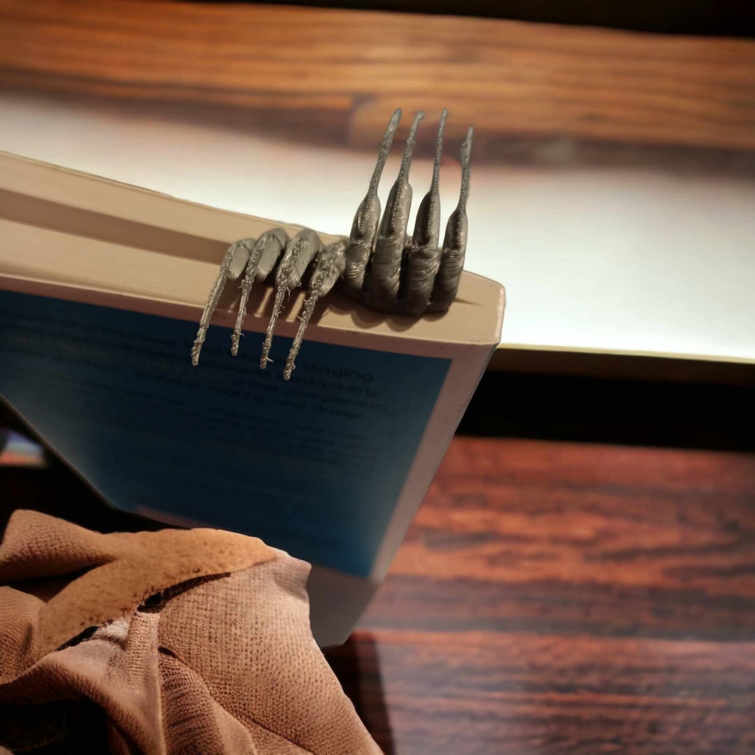 Freddy Krueger Claw Bookmark 3D Printed Horror Movie Page Holder ...