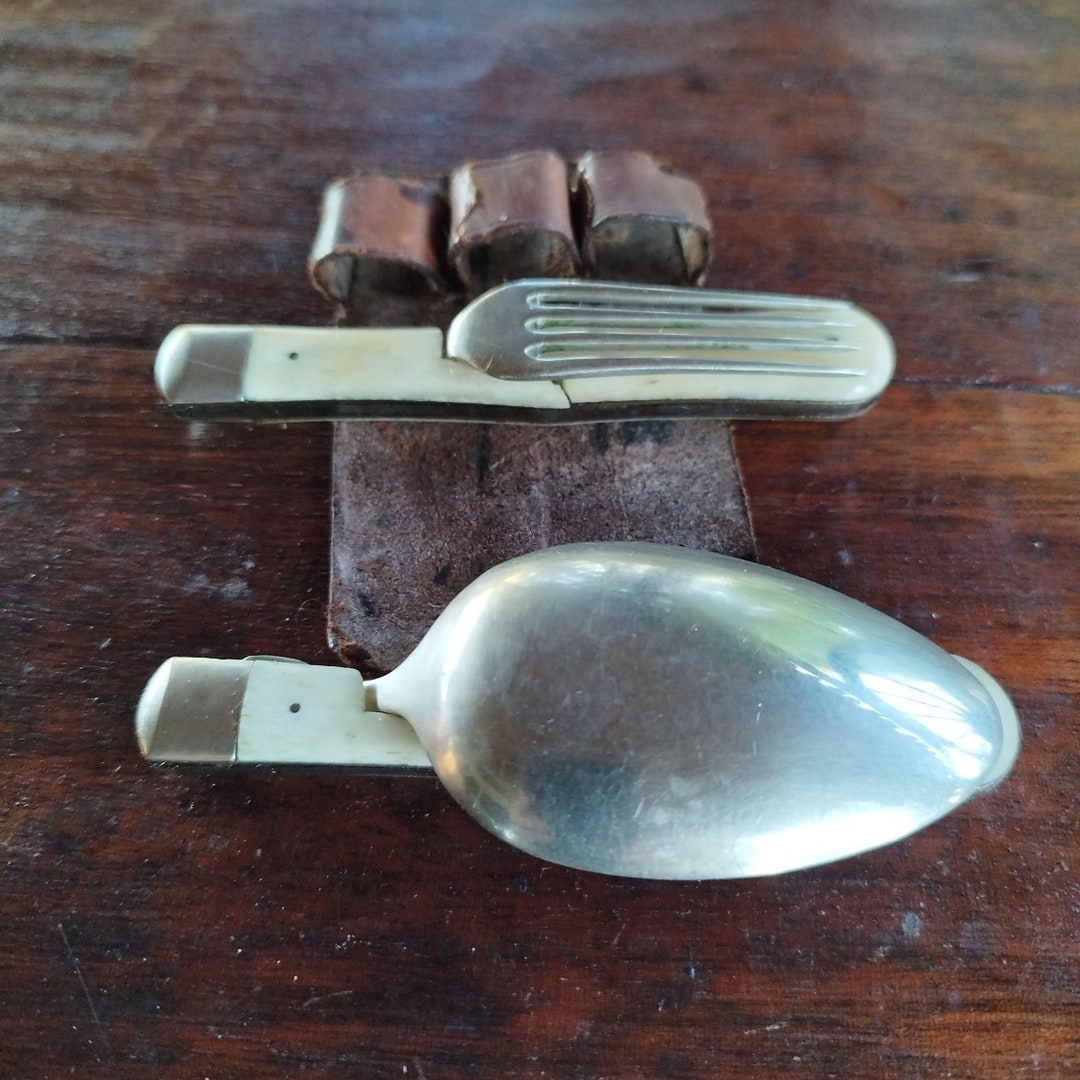 Vintage 19th-century Folding Travel Cutlery Set in Steel and Bone, in ...