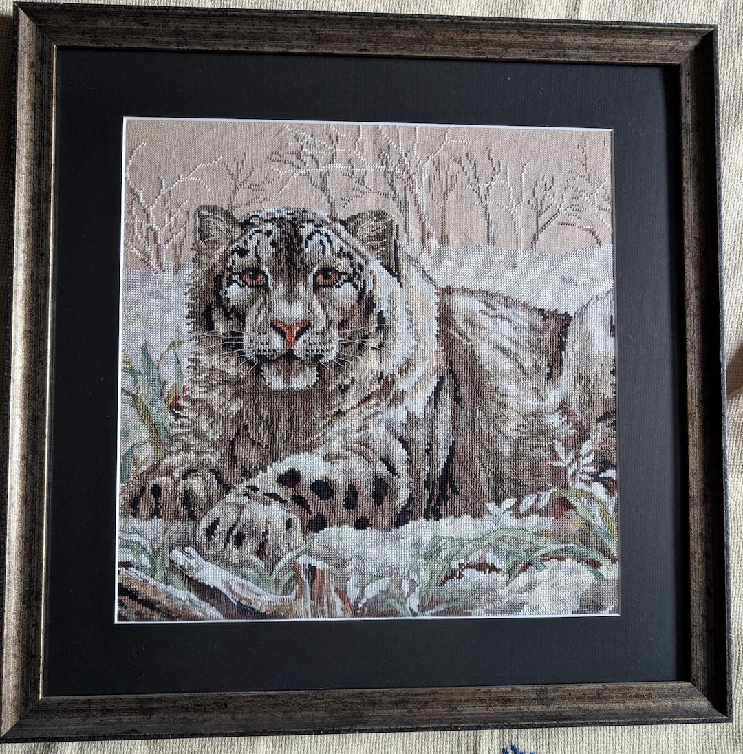 Resting Snow Leopard Cross-stitch - Framed Wall Art 19x19 Inches - Etsy