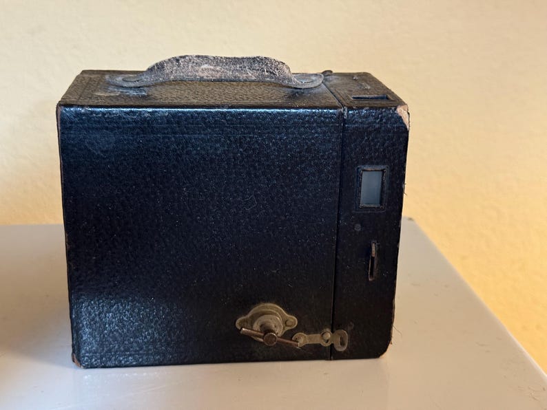 Antique Eastman Kodak Brownie Box Camera - Etsy