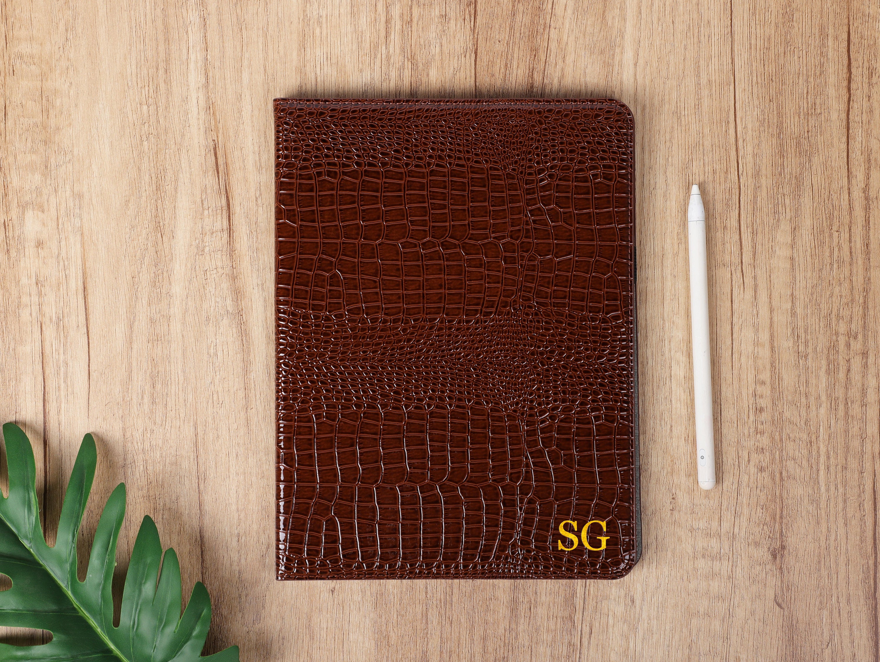 Brown Crocodile Leather iPad Case for iPad Air 5 iPad 10 10.9 2022 iPad ...