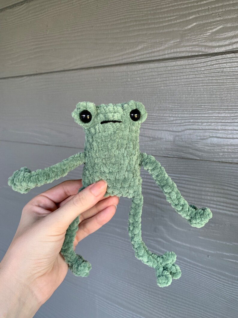 Leggy Frog Friend Green - Etsy