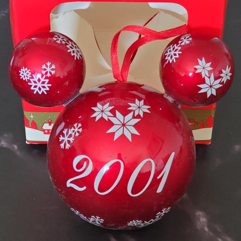 The Disney Store 2001 Mickey Mouse Ornament Mickey Head Ornament ...