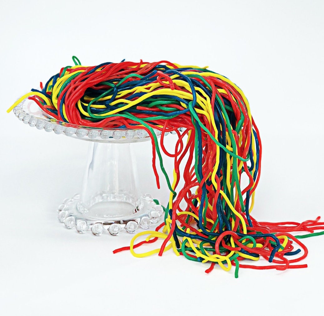 Gustaf's Old Fashioned Rainbow Laces Licorice, 2-pound Bag - Etsy