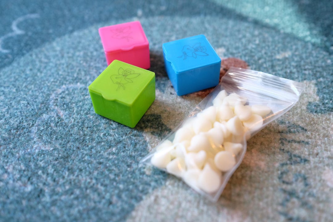 Cute Foraging Box Toy With Treats for Sugar Gliders and Small Animals ...