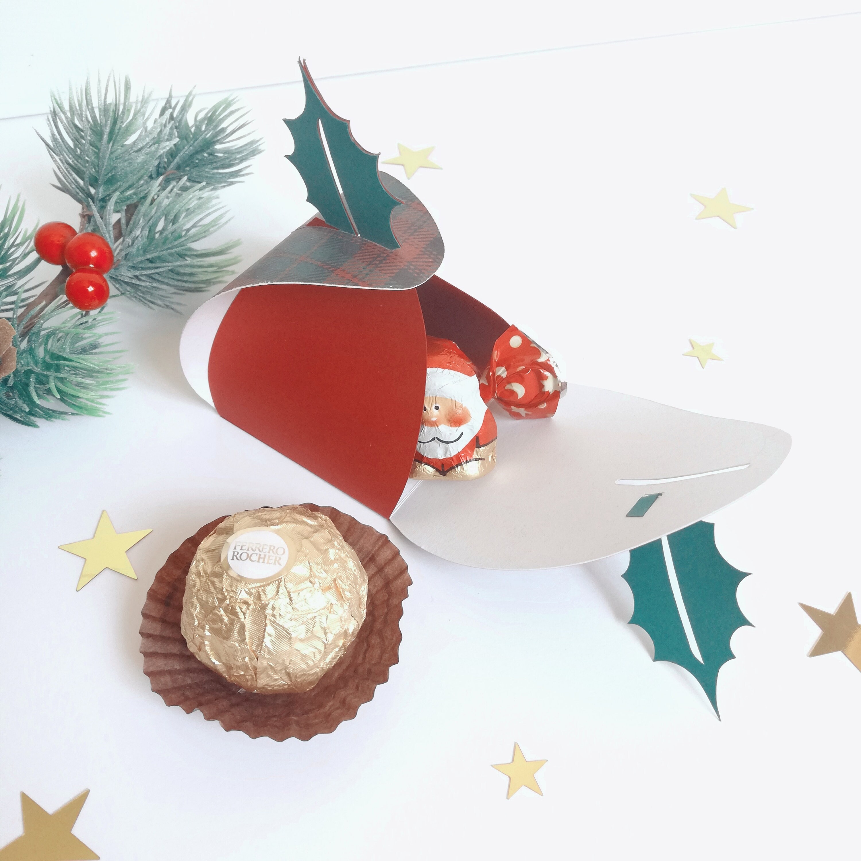 Holly Ornate Curvy Box Templates SVG for Cricut Cricut Joy - Etsy