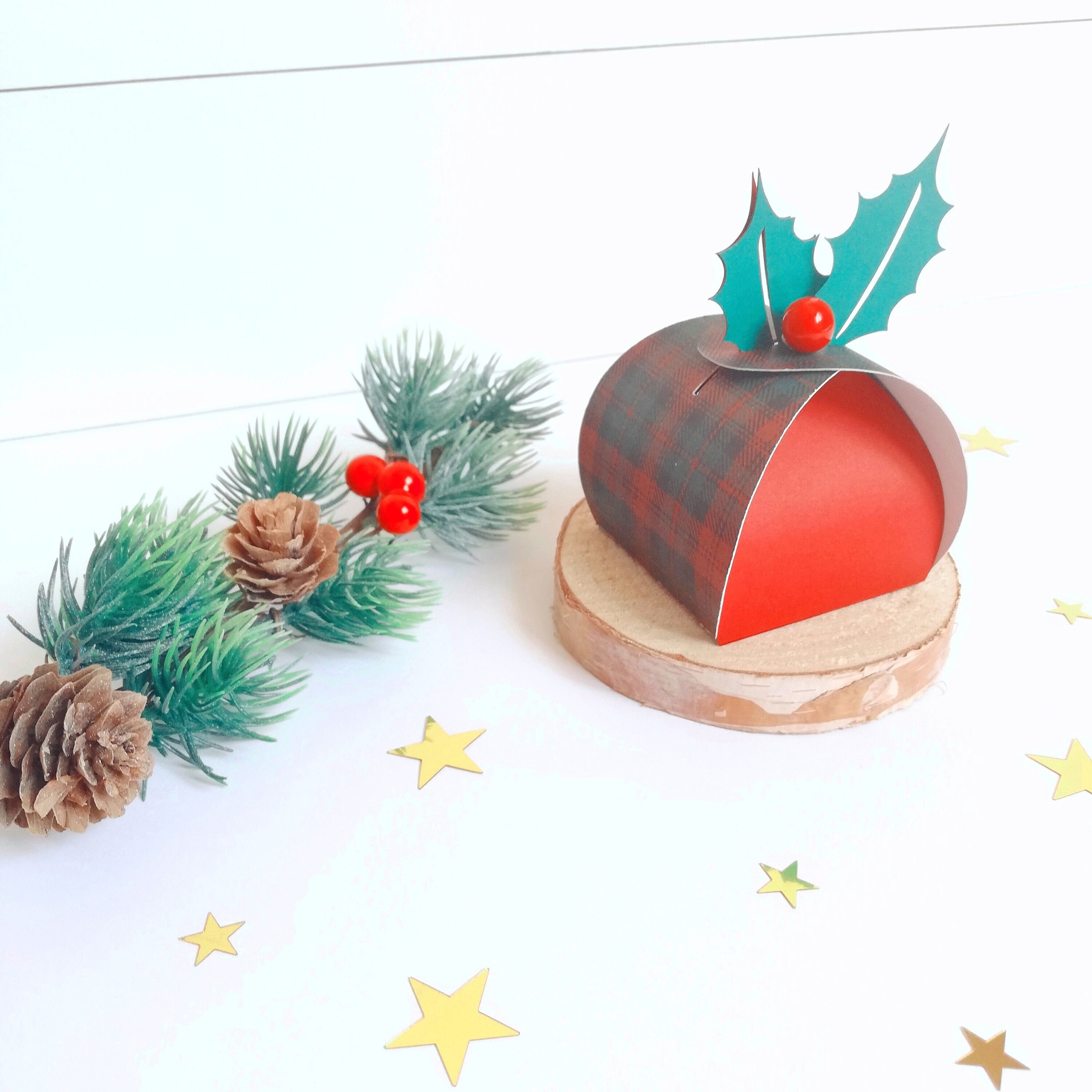 Holly Ornate Curvy Box Templates SVG for Cricut Cricut Joy - Etsy