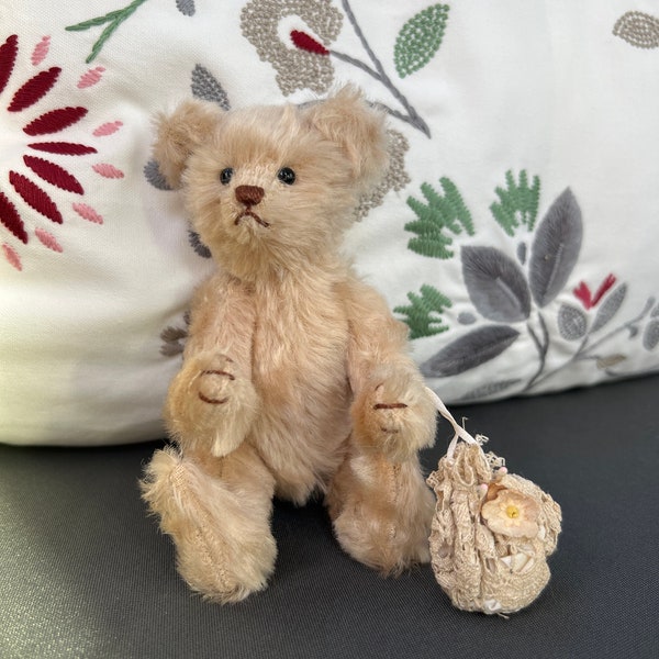 Lain Bear - Etsy Canada