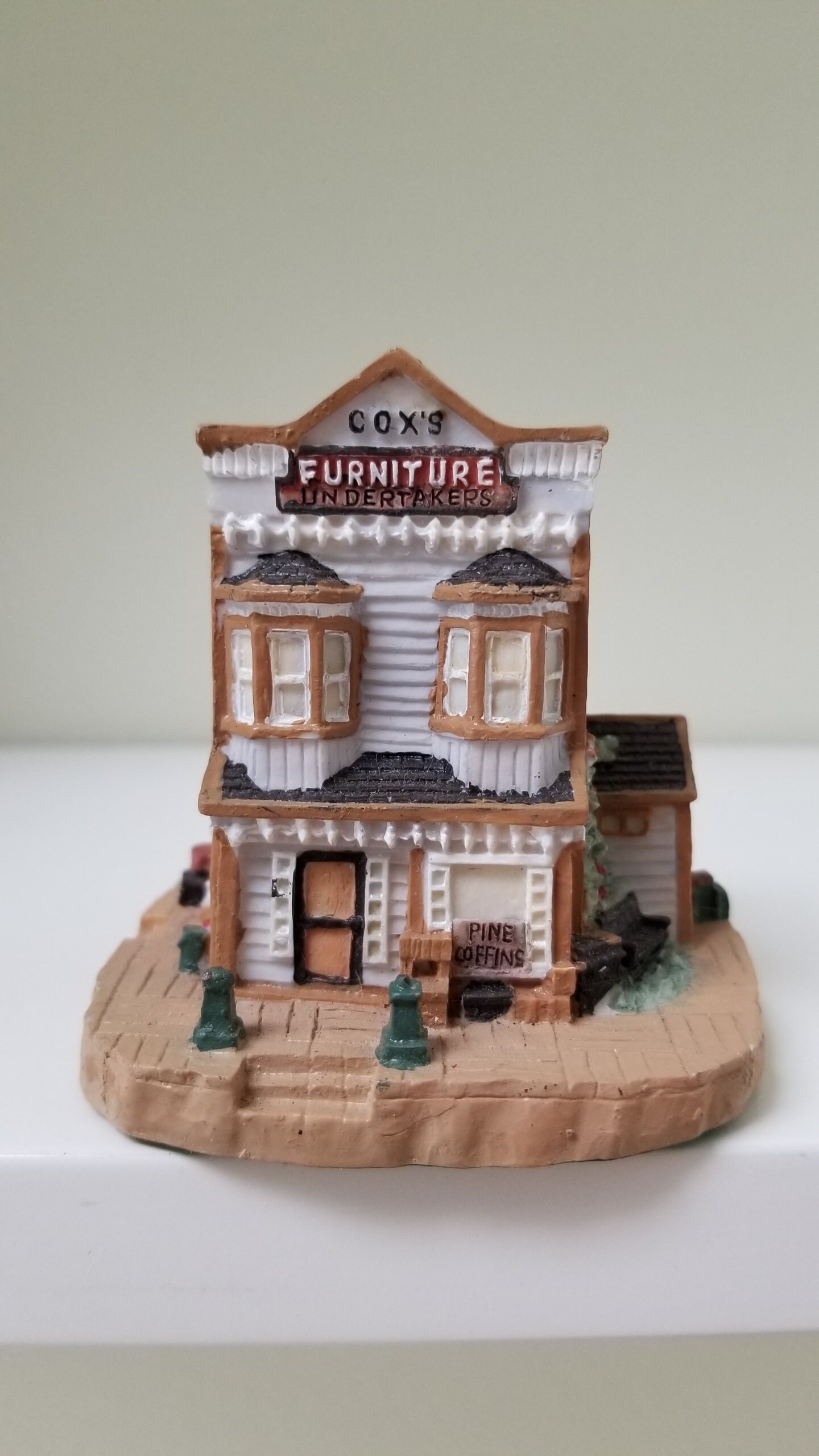 Miniature Building cox's Furniture Undertakers AH38, Liberty Falls ...