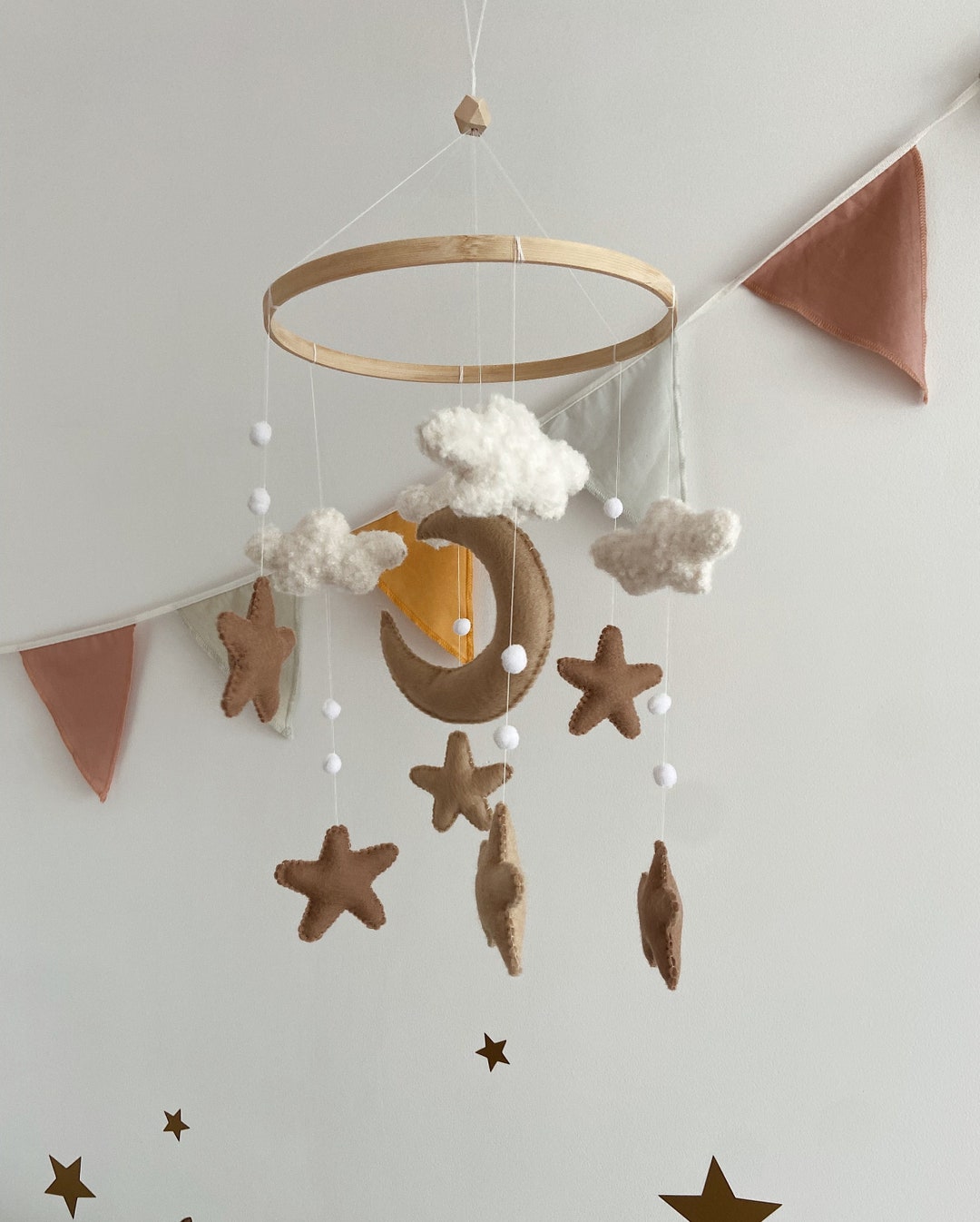 Minimalist Baby Mobile Boucle and Felt - Etsy