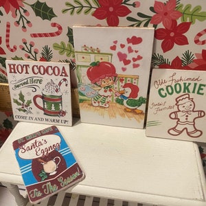 Miniature Santa's Sweet Shoppe, Dollhouse Christmas Bakery, 1:12, Cakes ...